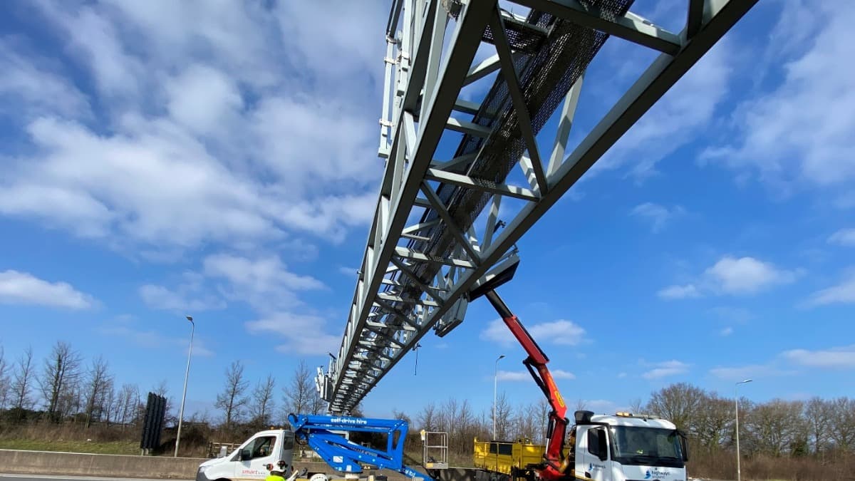 A section of the M5 near Bristol will close tomorrow night for gantry ...