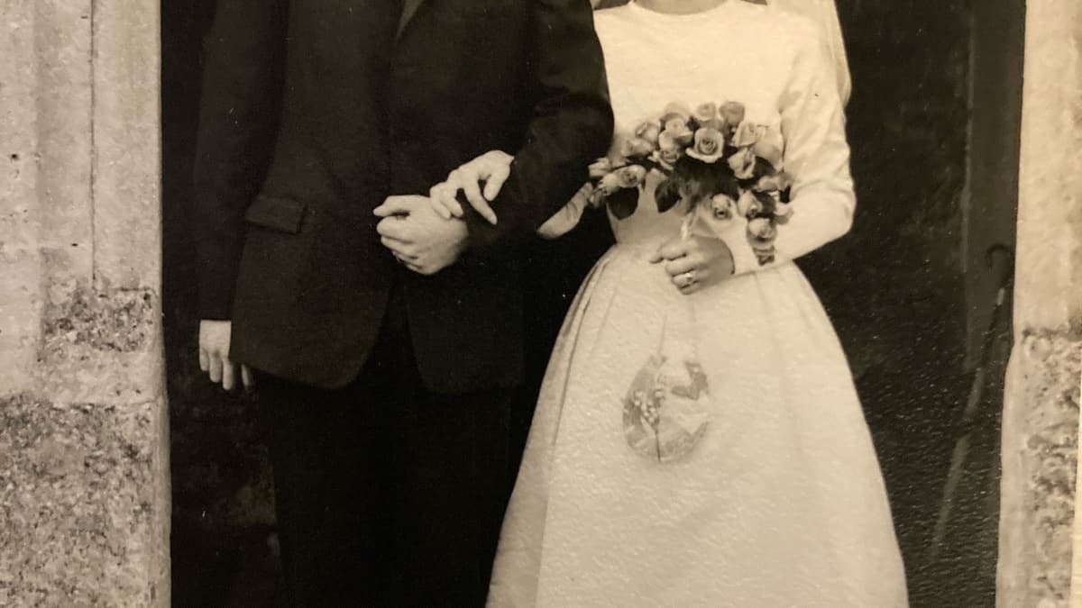 Mr and Mrs Hawkins celebrate sixty-five years of marriage | mnrjournal ...