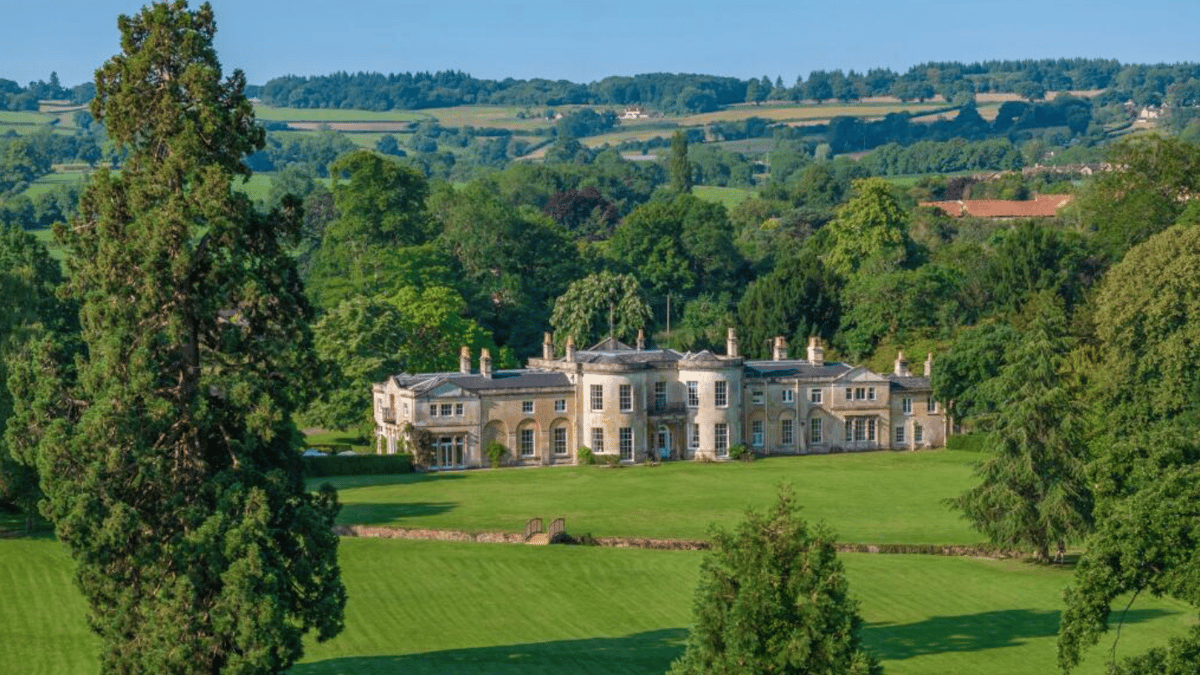 Somerset mansion used as backdrop for The Great British Bake Off listed ...