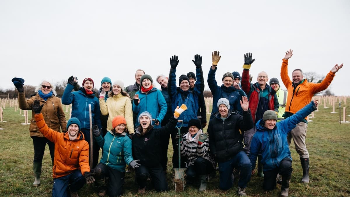 Avon Needs Trees breaks record with 1,100 trees planted in a day ...