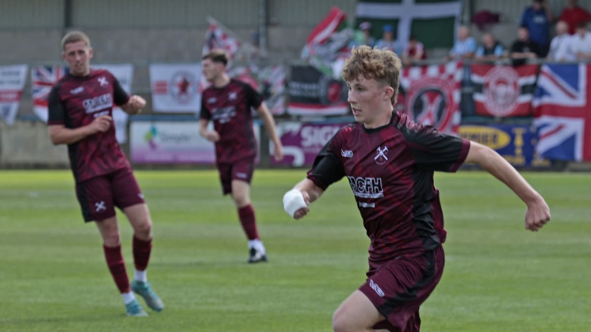 Former player provides Paulton their first loss of the league season ...